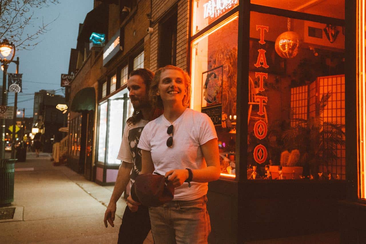 Q&A With Sarah Vos of Dead Horses